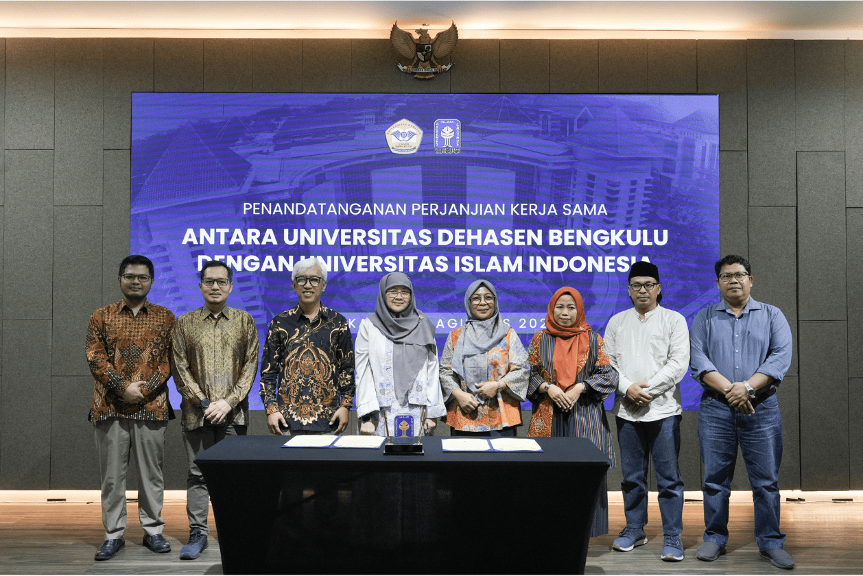 UII dan Universitas Dehasen Jalin Kerja Sama - Universitas Islam Indonesia