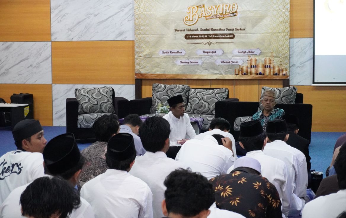 Merajut Kebersamaan dalam Syiar Ramadhan di Pondok Pesantren UII - Universitas Islam Indonesia